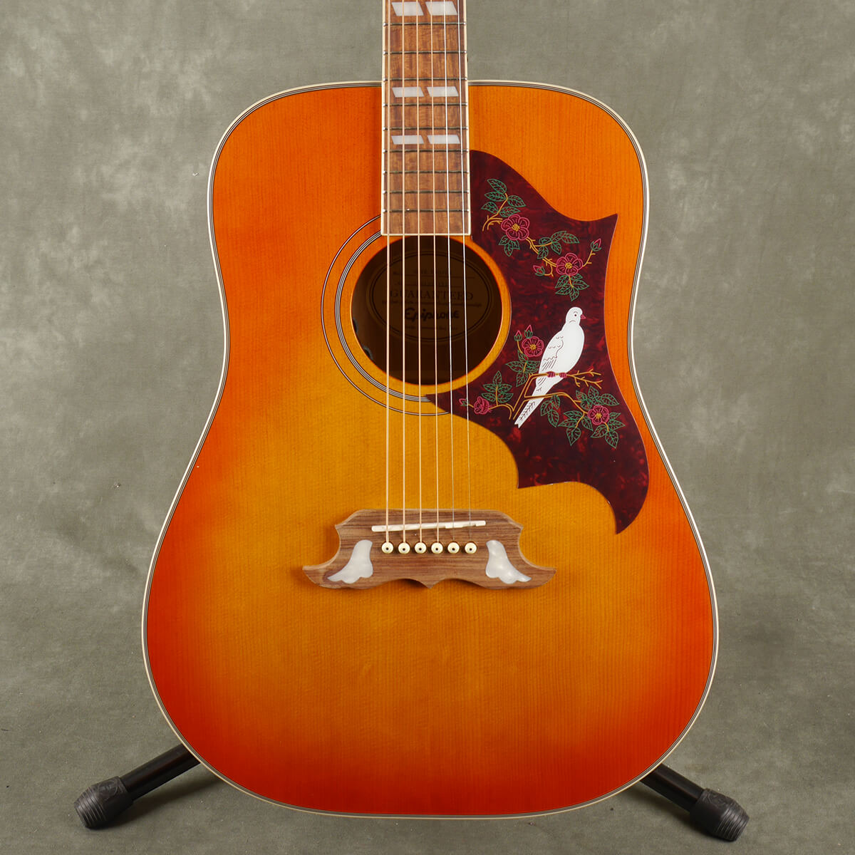 Rich Tone Music | Guitar and Musical Instrument Retailer