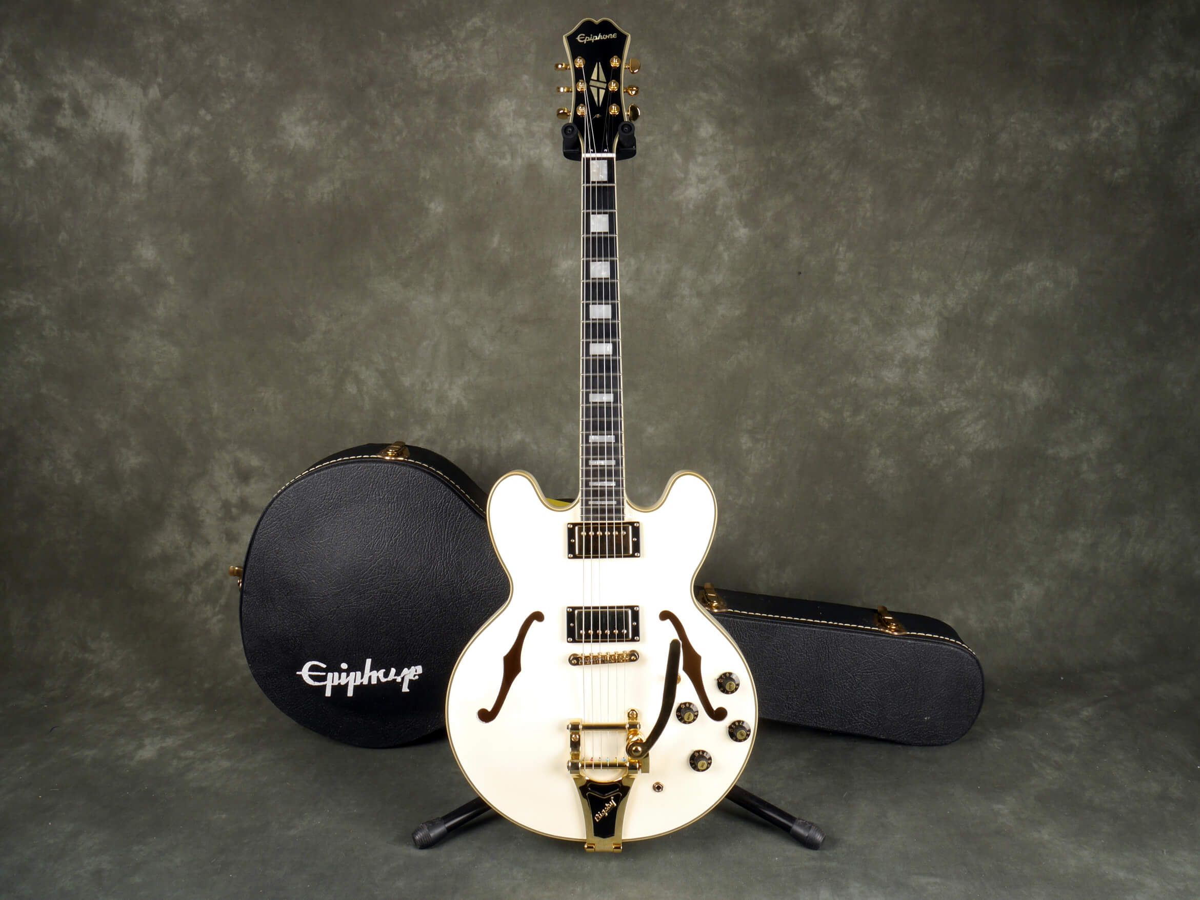 Epiphone ES-355 Dot Limited Edition - White w/Hard Case - 2nd Hand ...