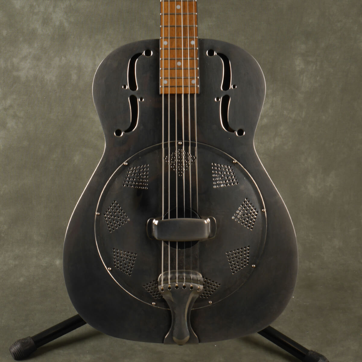 Rich Tone Music | Guitar and Musical Instrument Retailer