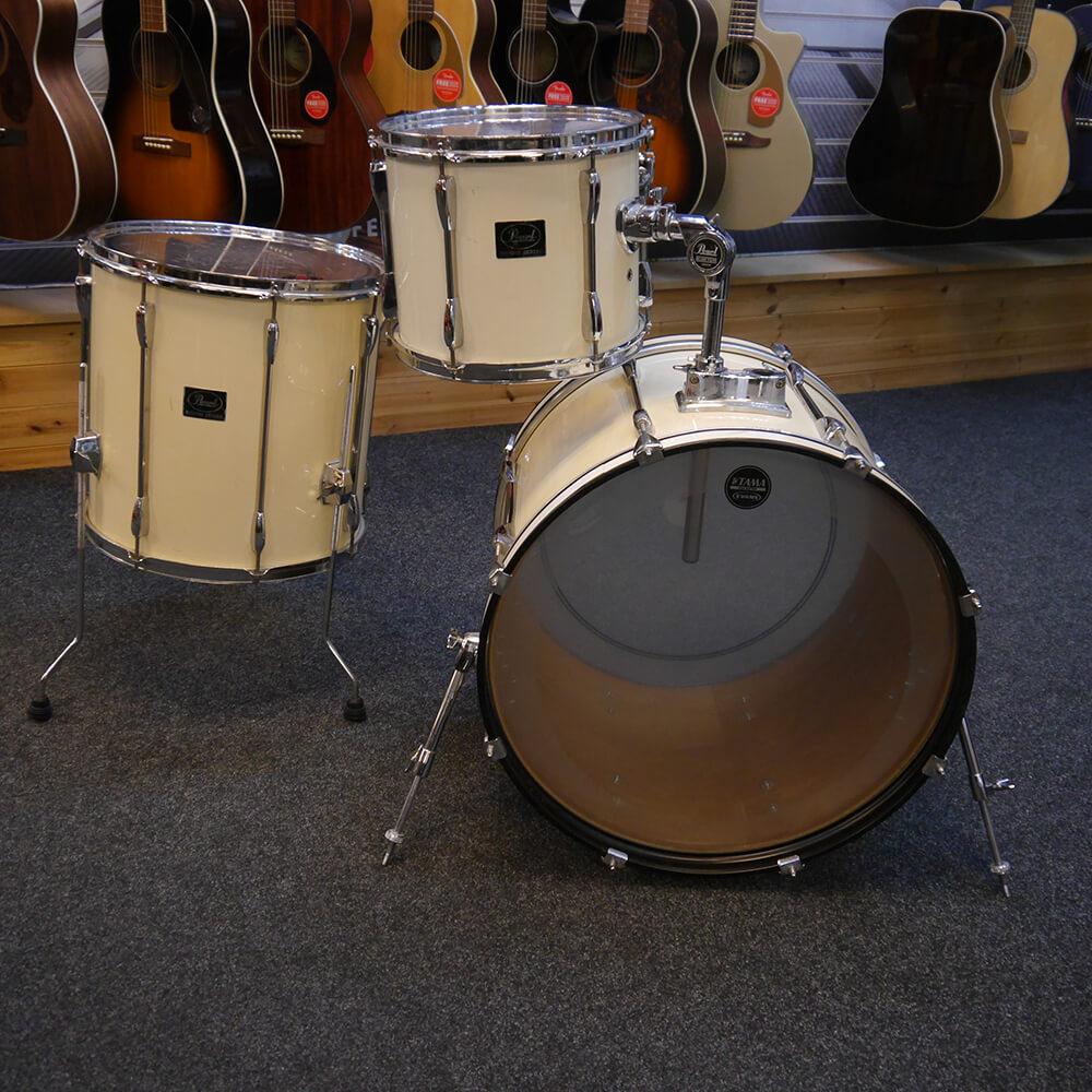 Rich Tone Music | Guitar and Musical Instrument Retailer