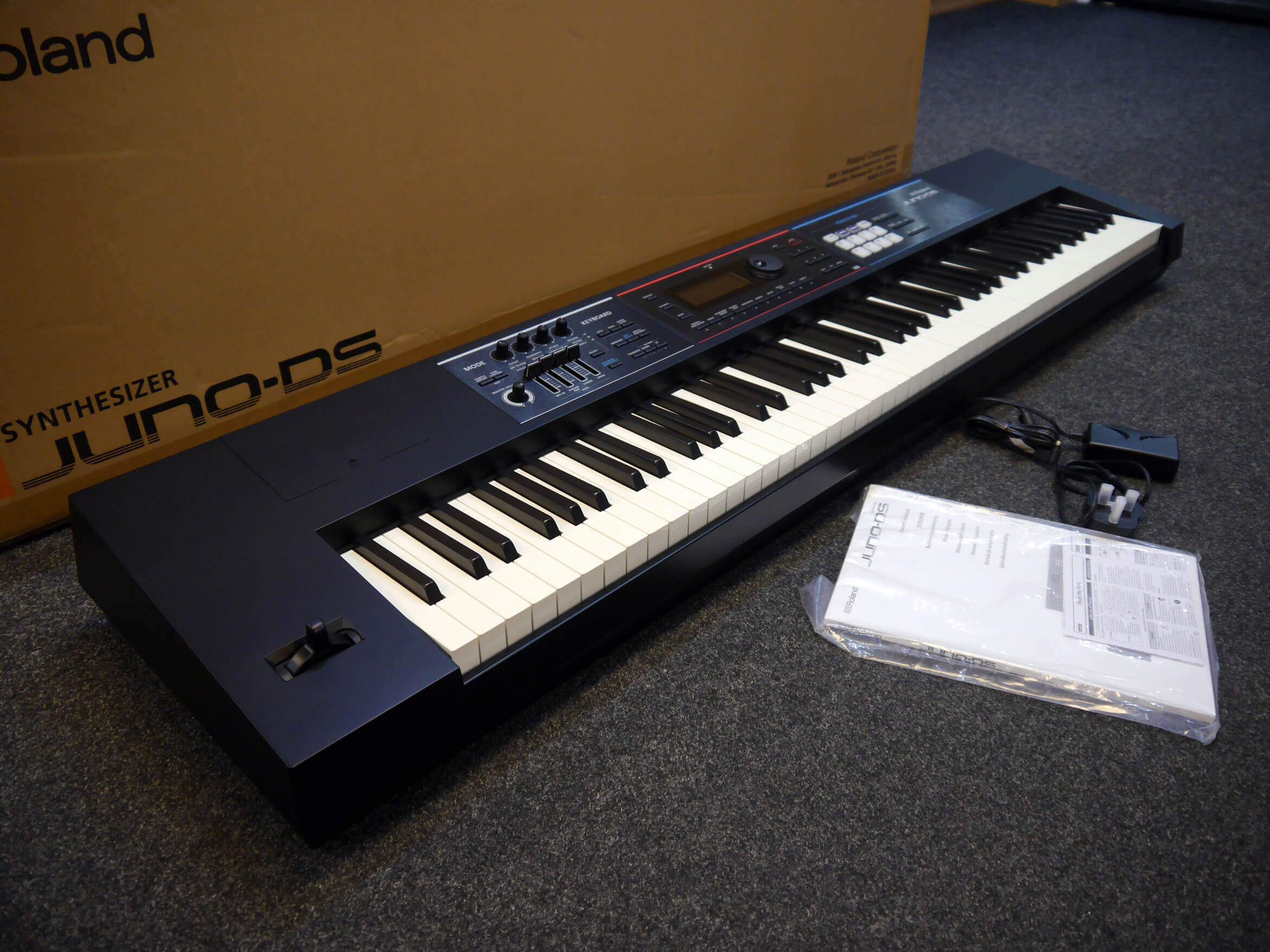 Roland Juno DS88 Synthesizer w/Box & PSU - 2nd Hand | Rich Tone Music