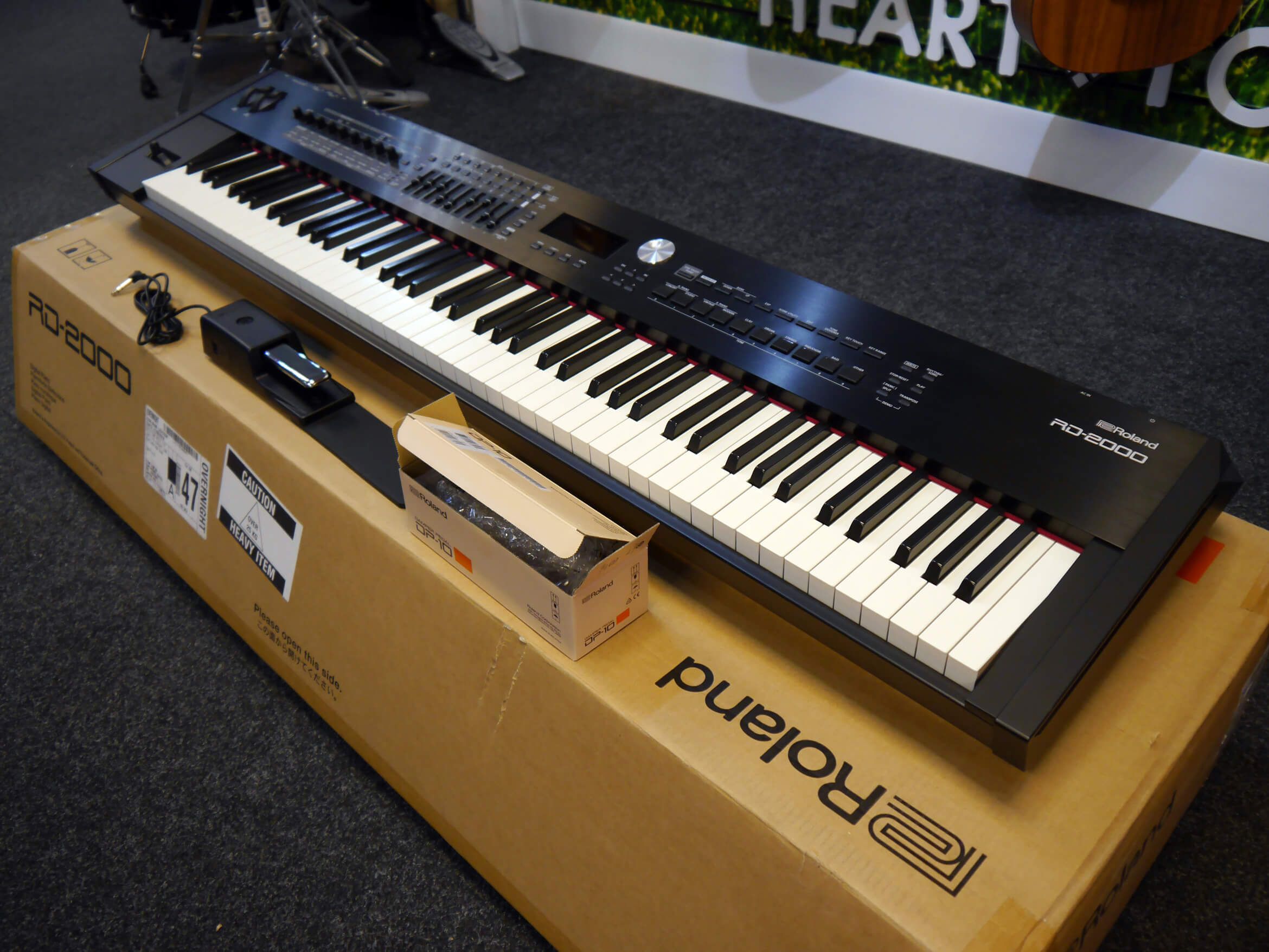 Roland RD-2000 Stage Piano w/Box - 2nd Hand | Rich Tone Music