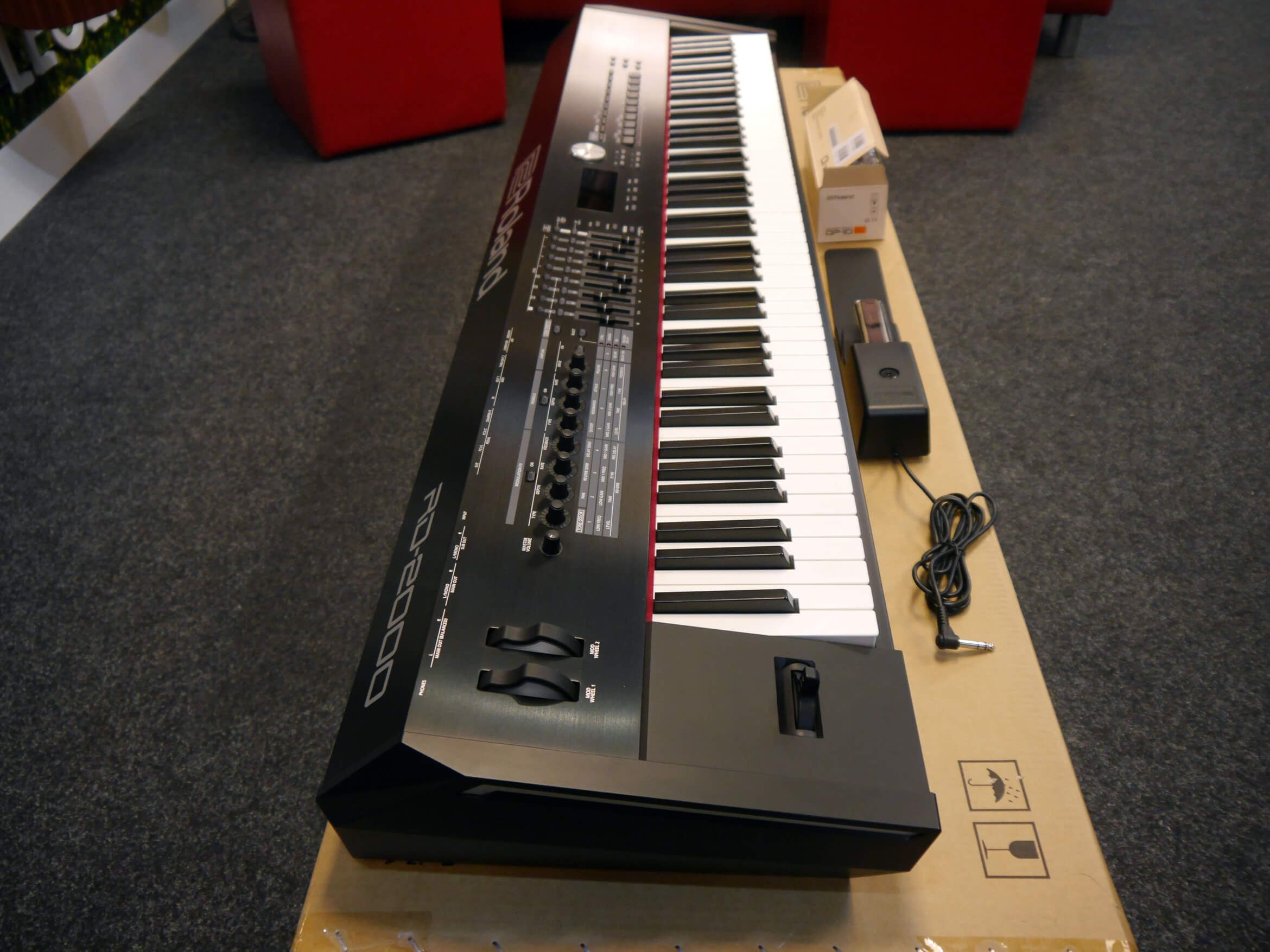 Roland RD-2000 Stage Piano w/Box - 2nd Hand | Rich Tone Music