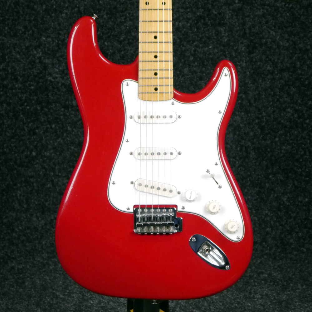 Squier Stratocaster - Red - 2nd Hand | Rich Tone Music